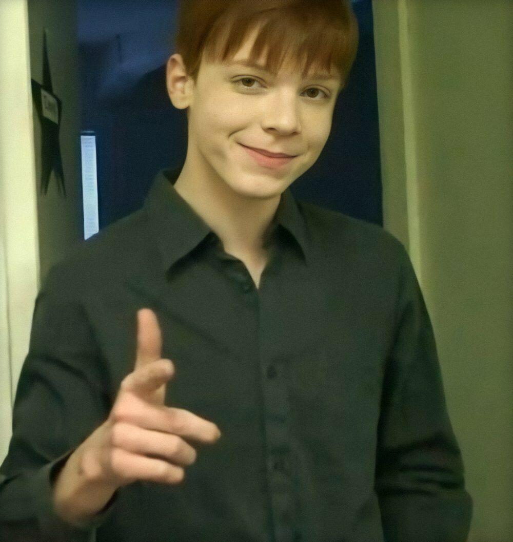 有什么好看的卡梅隆莫纳汉的壁纸？ - 知乎