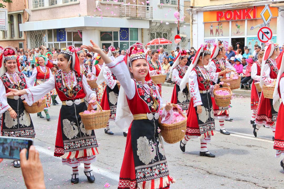 保加利亚玫瑰节是怎样的体验 - 知乎