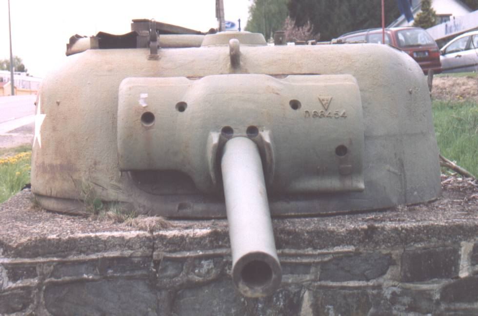 如何正确评价美军二战时的谢尔曼坦克？ - 知乎