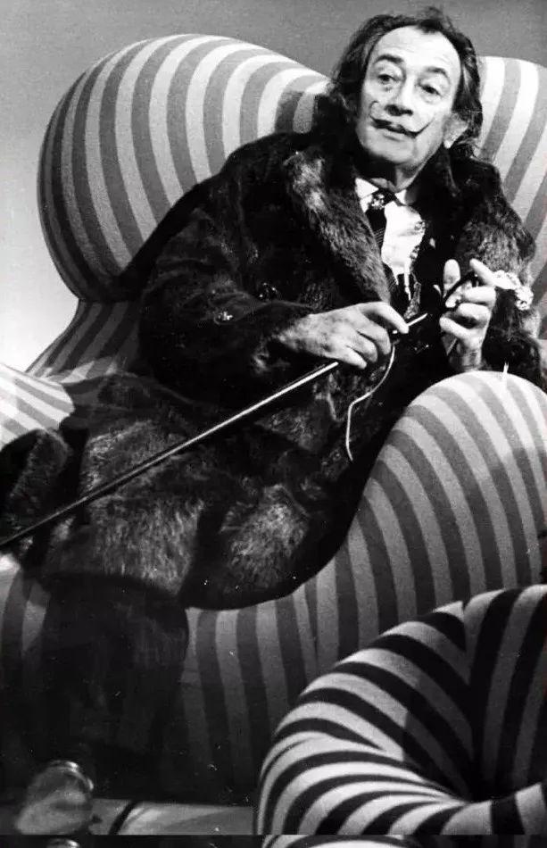 「UP5沙发」Gaetano Pesce盖塔诺·佩思 - 知乎